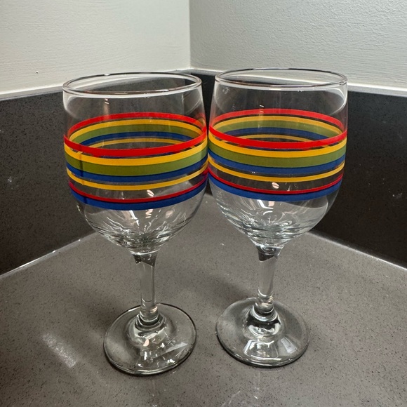 Libbey | Kitchen | Libbey Set Of 2 Wine Glasses Fiesta Fiestaware Go ...